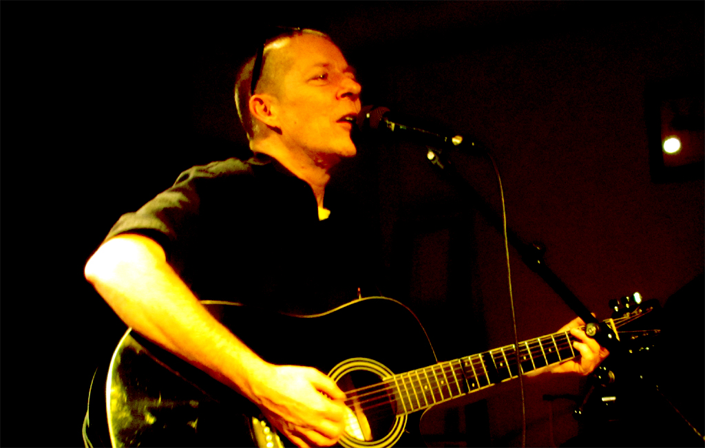 Matt – Singer-songwriter, guitarist, composer & producer, heard around ...